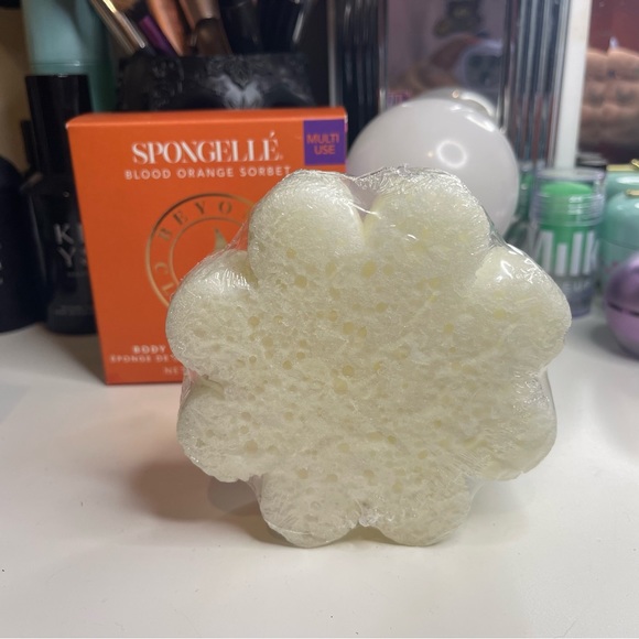 Spongelle | Bath & Body | Spongelle Blood Orange Boxed Flower Body Wash Infused Buffer Vegan ...